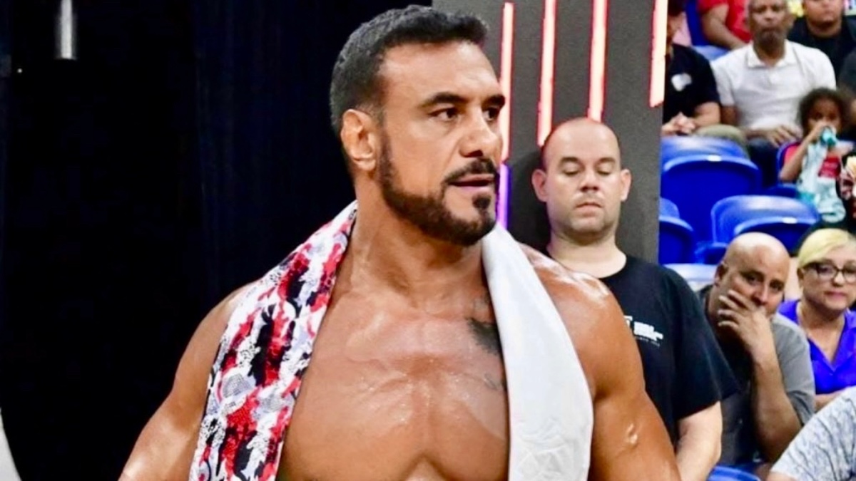 WWE was split with Alberto El Patron Return